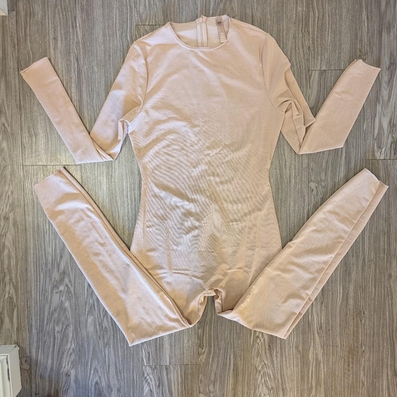 SKIMS | Intimates & Sleepwear | Skims Catsuit In Clay | Poshmark